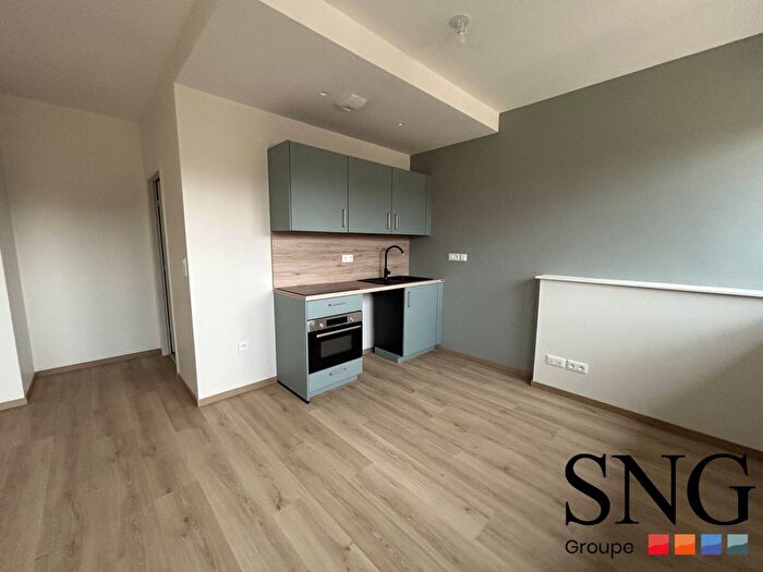 Appartement à louer - Centre Ville, Dole - 1 pièce