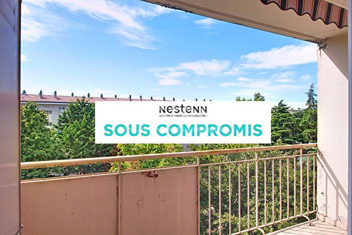 Appartement à vendre - Bron, Le Rafour - 4 pièces - 2 chambres