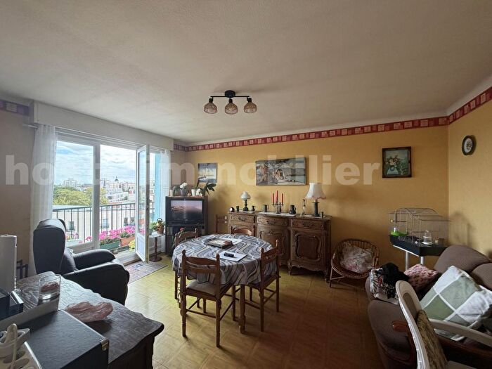 Appartement 2 pièces à vendre - Tourcoing, Centre-ville