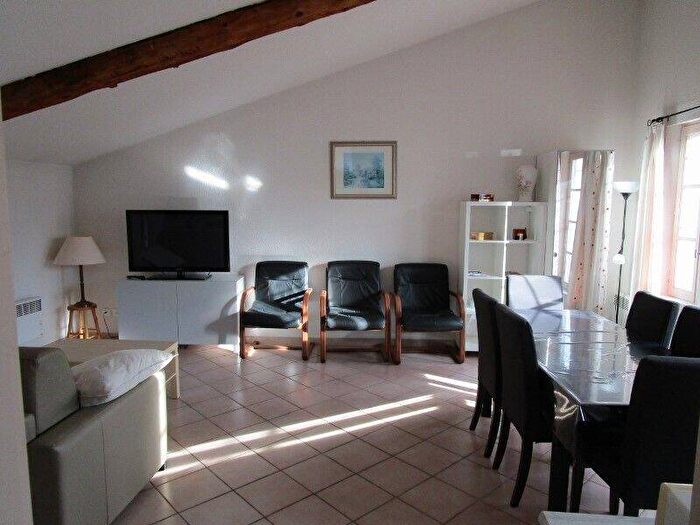Appartement à louer - Centre Ville, Pézenas - 3 pièces - 2 chambres