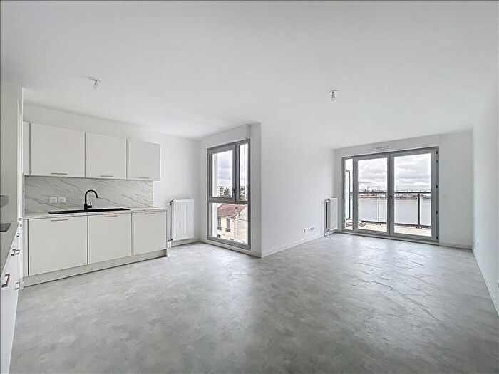 Appartement à louer - Épinay-sur-Seine, Les Béatus, Les Mobiles, La Briche, Bluementhal - 3 pièces - 2 chambres