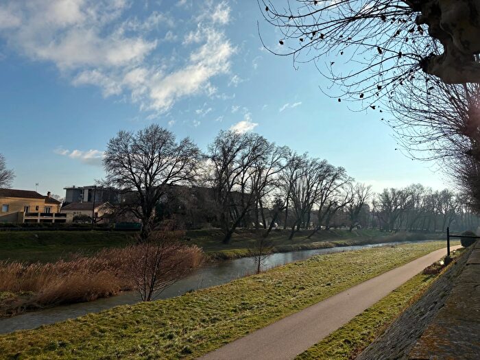 Appartement à louer - Montélimar - 3 pièces - 2 chambres