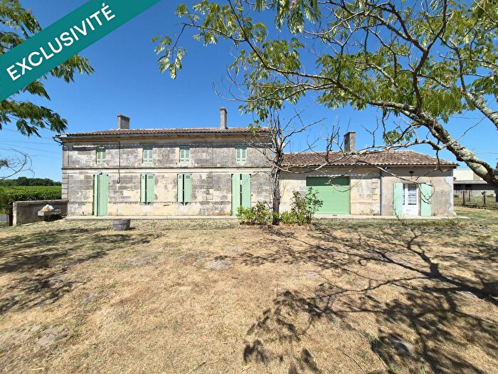 Maison 8 pièces à vendre à Valeyrac