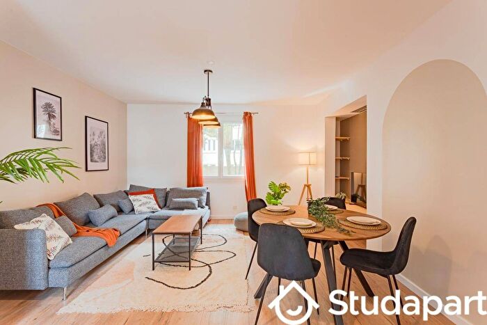 Appartement à louer - Croix-de-pierre, Toulouse - 1 pièce - 1 chambre