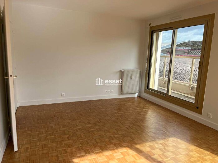 Appartement 3 pièces à Auteuil Sud, Paris 16ème arrondissement, à louer