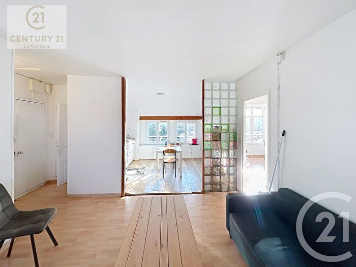 Appartement à vendre - Mantes-la-Jolie, Centre-ville - 3 pièces - 2 chambres