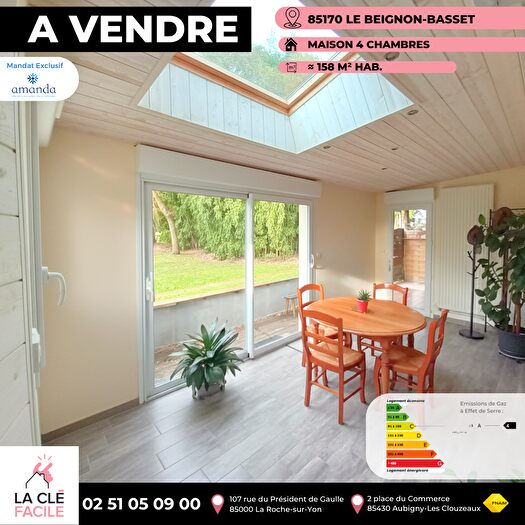 Maison à vendre - La Roche-sur-Yon, Pentagone, Pont-Morineau - 7 pièces - 4 chambres