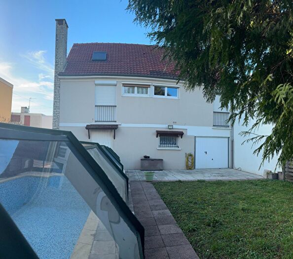 Maison à vendre - Darvault - 5 pièces - 4 chambres