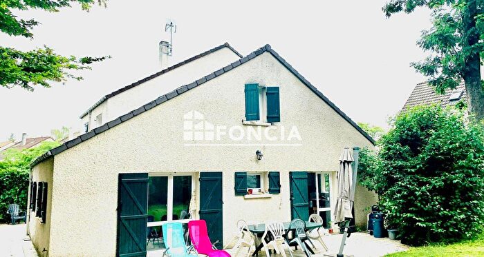 Bras de Fer-Tourelles, Évry-Courcouronnes : Appartement 1 pièce à louer