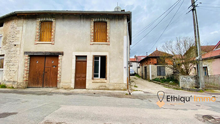 Maison à vendre - Soncourt-sur-Marne - 5 pièces - 3 chambres
