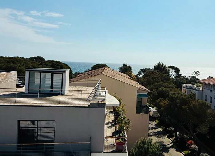 Appartement à vendre - Fréjus, Saint-Aygulf - 4 pièces - 3 chambres