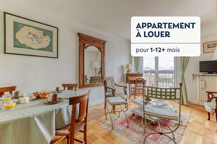 Appartement 3 pièces à Paris 20ème, Gambetta, à louer