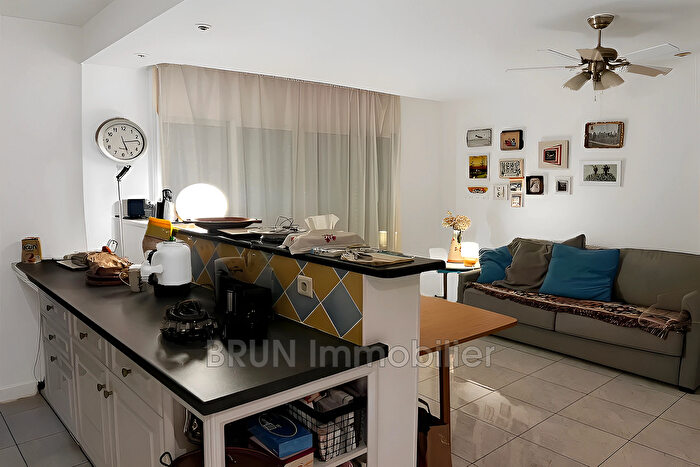 Appartement à vendre - Antibes, Juan-les-Pins, Le Cap - 2 pièces - 1 chambre