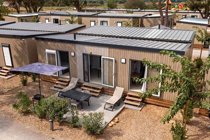 Maison à louer - Centre Ville, Perpignan - 3 pièces - 2 chambres