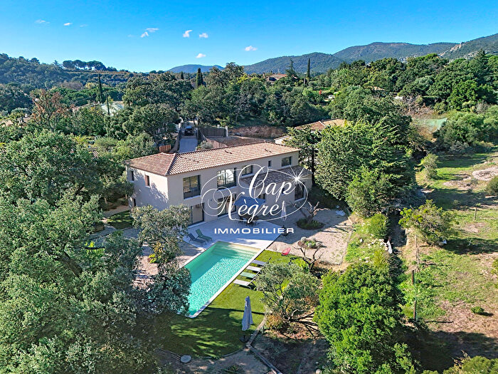 Maison 6 pièces à vendre à Le Plan-de-la-Tour
