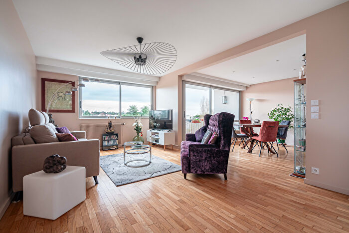 Appartement à vendre - Caluire-et-Cuire, Montessuy - 6 pièces - 4 chambres