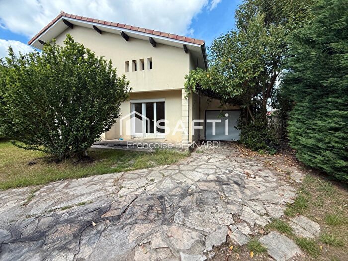 Maison 6 pièces à Villeneuve-sur-Lot, Saint-Etienne, à vendre