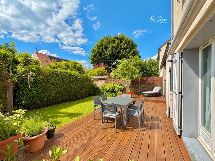 Maison 6 pièces à vendre à Bussy-Saint-Georges, Clos, Tillet, Génitoy, Golf
