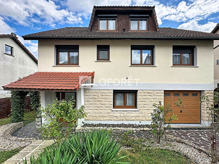 Coubron : Maison 8 pièces à vendre