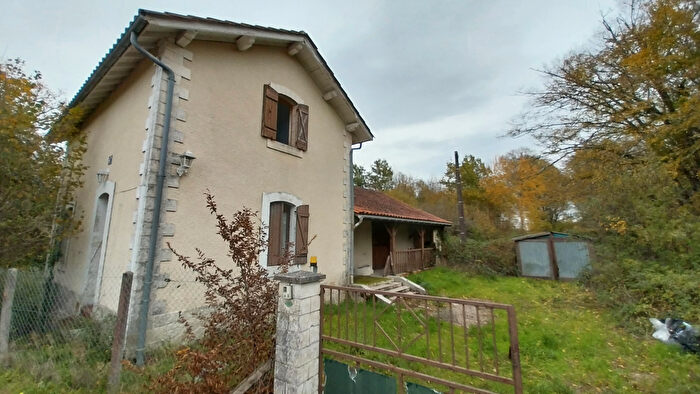 Maison à vendre - Petit-Bersac - 4 pièces - 2 chambres