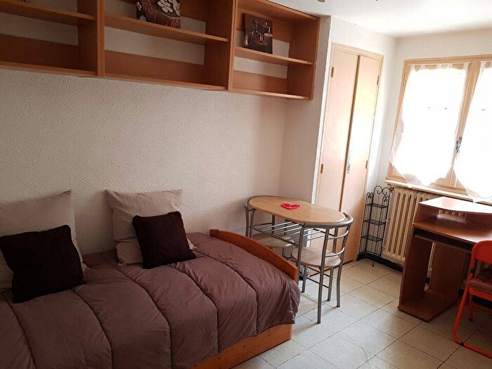 Camplanier, Nîmes - Appartement 1 pièce à louer