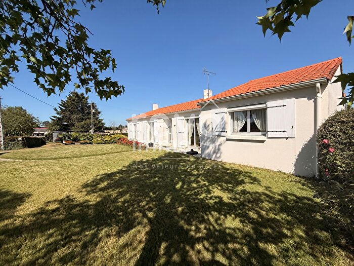 L'Herbergement : Maison 5 pièces à vendre