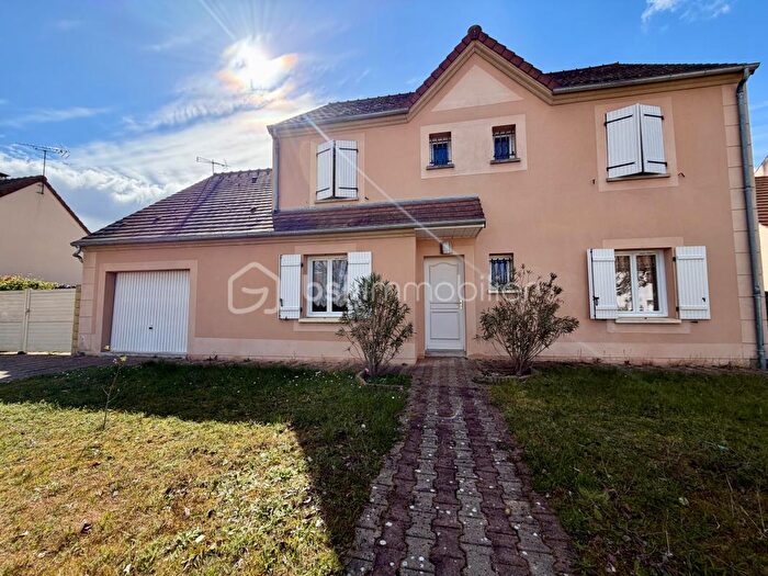 Maison à vendre - Lailly-en-Val - 6 pièces - 5 chambres