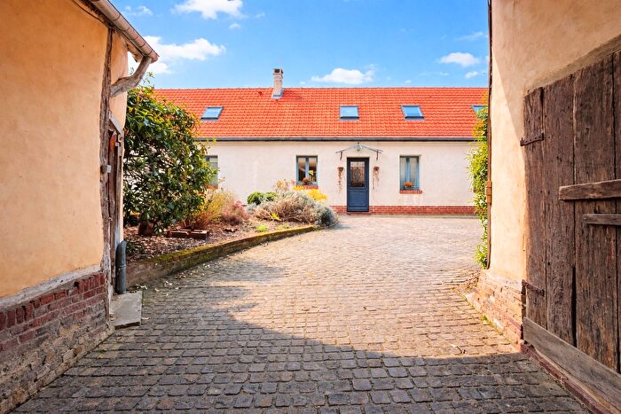 Maison à vendre - Naours - 5 pièces - 4 chambres