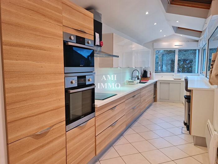 Maison à louer - Igny - 7 pièces - 5 chambres