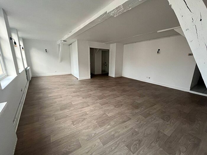 Appartement à louer - Vieux Lille - 3 pièces - 2 chambres