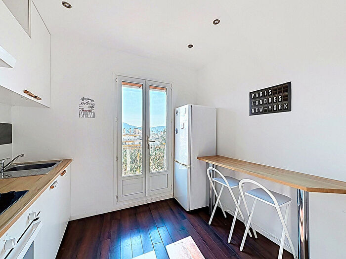 Nice, Saint-Philippe, Estienne d'Orves - Appartement 2 pièces à vendre
