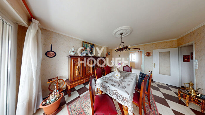 Voiron, Centre-ville, Gare : Appartement 4 pièces à vendre