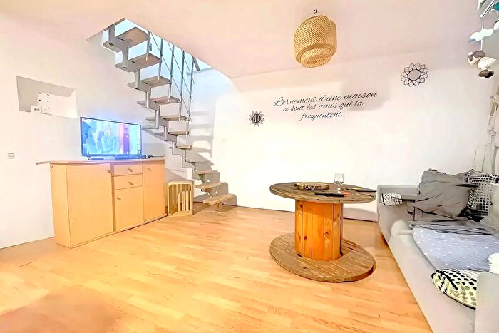 Maison à vendre - Vignacourt - 3 pièces - 1 chambre