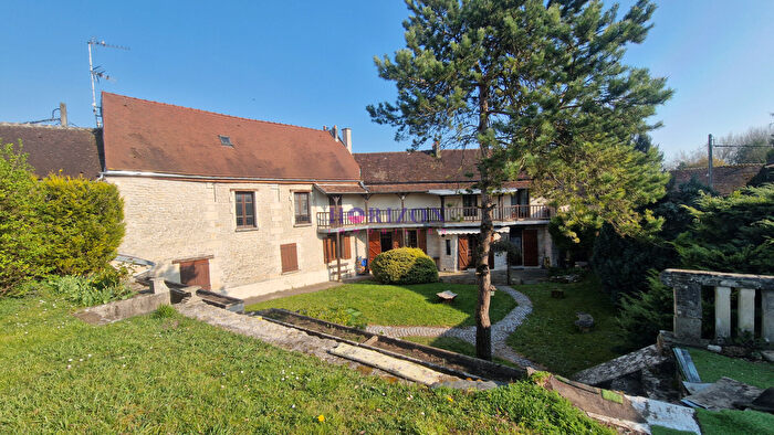 Villers-sous-Saint-Leu : Maison 6 pièces à vendre
