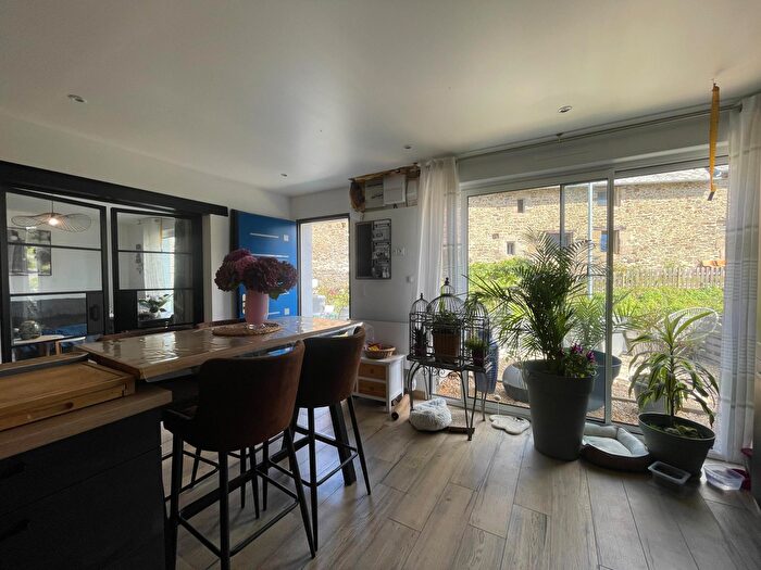 Maison à vendre - Baguer-Pican - 5 pièces - 3 chambres