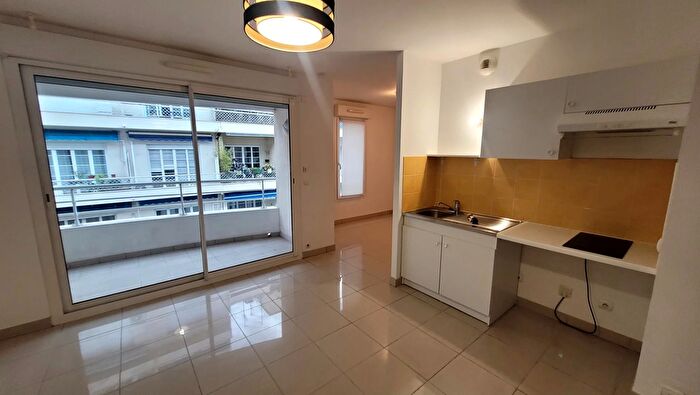 Appartement 1 pièce à louer à Nice, Thiers, Musicien