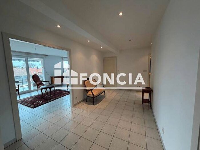 Appartement à louer - Nord, Brunstatt-Didenheim - 3 pièces - 2 chambres