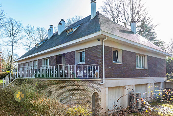 Maison 9 pièces à vendre à Vernouillet