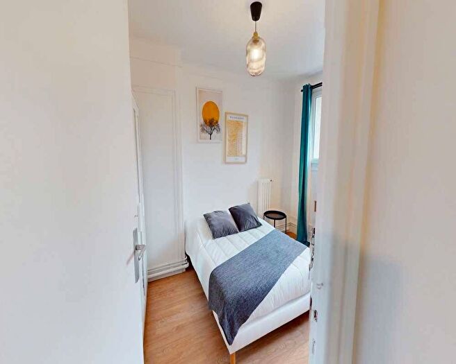 Appartement à louer - Clichy-Batignolles, Paris ème arrondissement - 4 pièces - 4 chambres