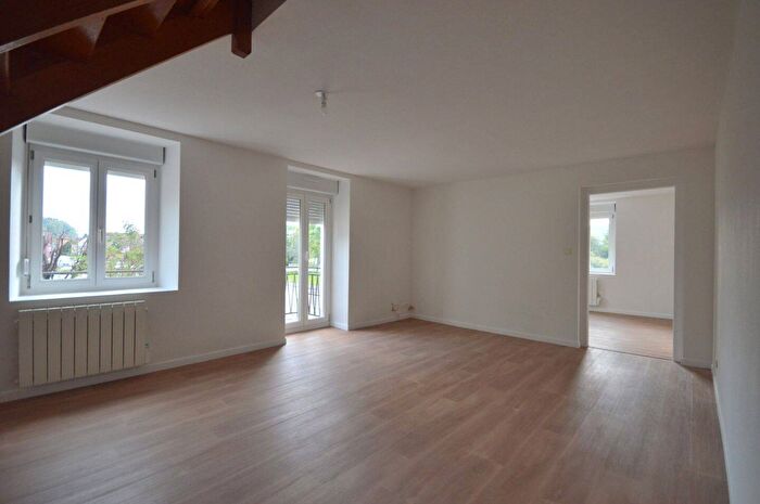 Appartement à louer - Longevelle-sur-Doubs - 4 pièces - 3 chambres