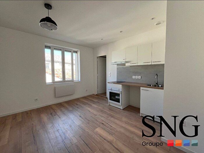 Appartement à louer - Verdun, Castelnaudary - 3 pièces - 1 chambre