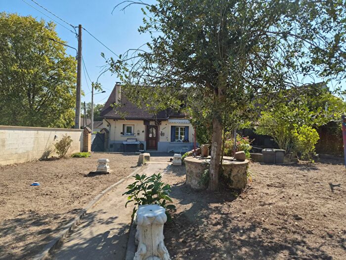 Maison 5 pièces à Angervilliers, à vendre