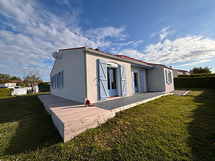 Maison 4 pièces à vendre à Le Fenouiller