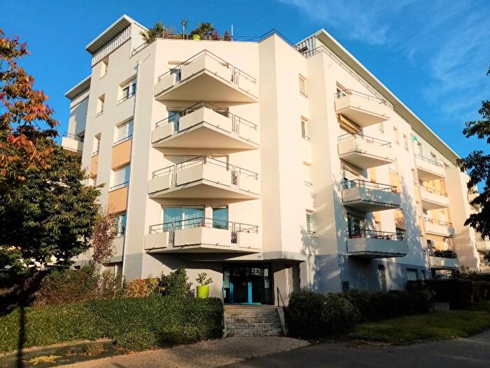 Appartement à louer - Bréquigny, Rennes - 3 pièces - 2 chambres