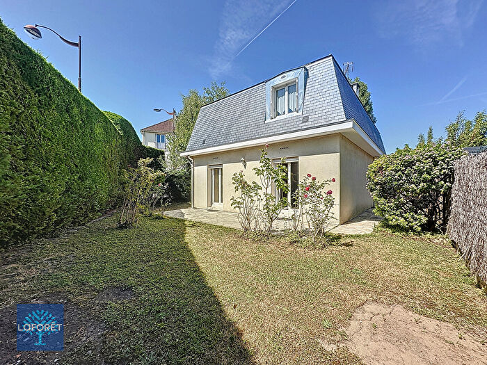 Maison à vendre - Brétigny-sur-Orge, Centre-ville - 6 pièces - 4 chambres