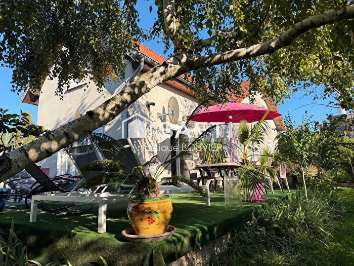 Maison à vendre - Dole, Centre-ville - 7 pièces - 5 chambres