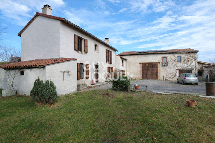 Maison à vendre - Saint-Romain-le-Puy - 7 pièces - 5 chambres