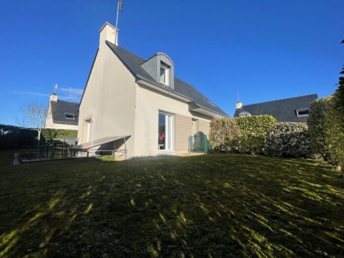 Maison à vendre - Douarnenez - 4 pièces - 3 chambres