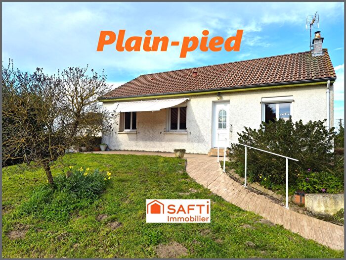 Maison à vendre - Descartes - 4 pièces - 2 chambres