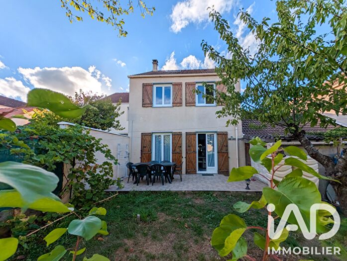 Jouy-le-Moutier, Merisiers, Ecancourt, Côte-des-Carrières, Tremblays - Maison 5 pièces à vendre